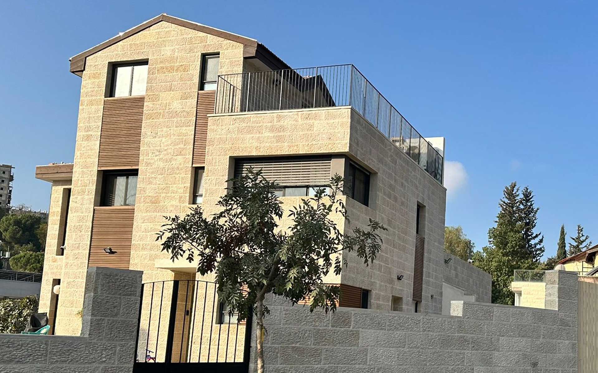 Super Deck | למה פולימר הוא חומר של תקופה ולא טרנד חולף?